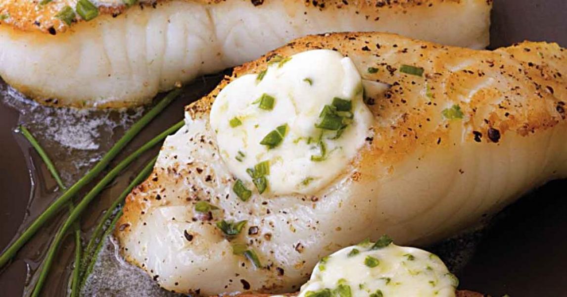 Pan-roasted Sea Bass With Garlic Butter – Lodge Cast Iron