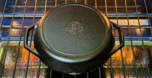 Cast Iron Seasoning: Cast Iron Seasoning – Lodge Cast Iron